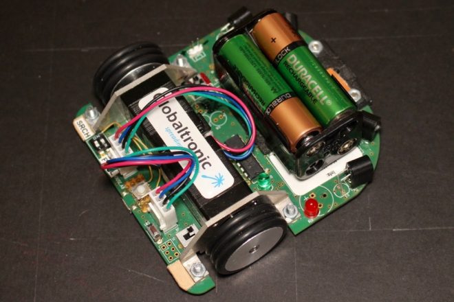 MMkit micromouse PORTED sample code - Micromouse Online